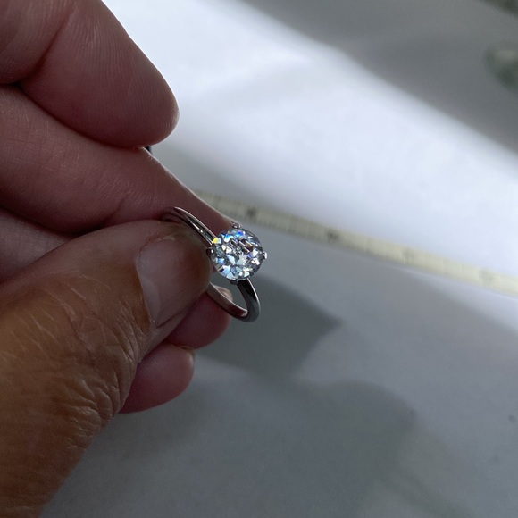 Uncas | Jewelry | Vintage Uncas Solitaire Cubic Zirconia Ring | Poshmark